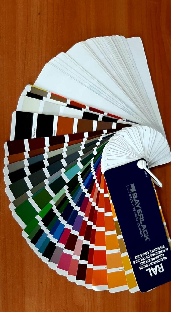 Boya ve cila malzemeleri üretim ve satış yerleri Lak Premyer, Ufa, foto