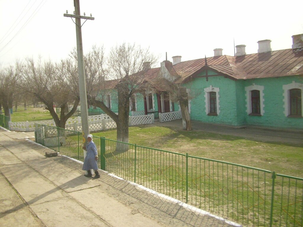 Tren istasyonu Kamystybass Station, Kızılorda eyaleti, foto