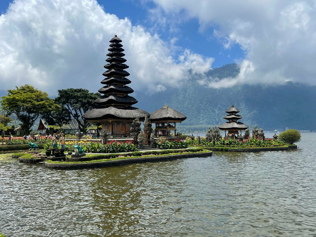 Pagoda Ulun Danu Temple Bedugul, Bali, foto