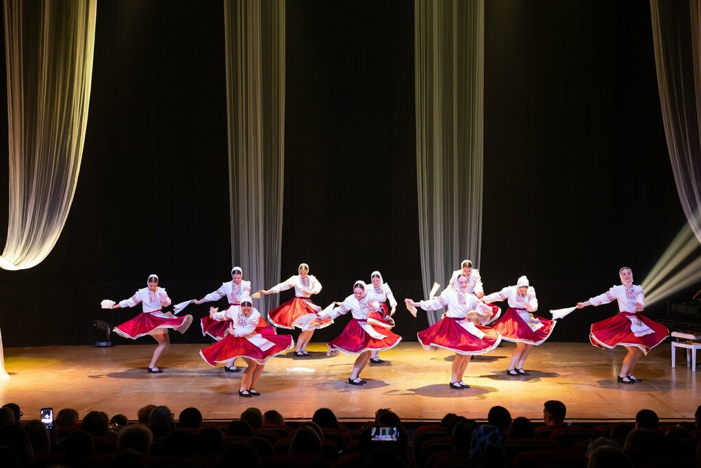 Müzik ve dans grupları Родничок, Ulyanovsk, foto