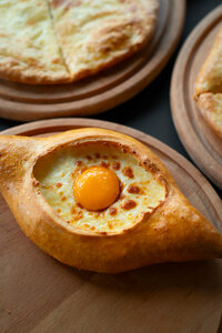 Вино и Пхали (Pozharskogo Street No:13), kafe  Perm'den