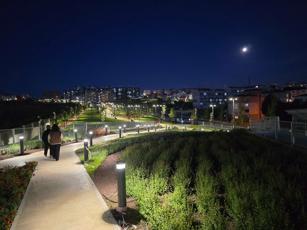 Kültür ve eğlence parkları Çayırova Millet Bahçesi, Çayırova, foto