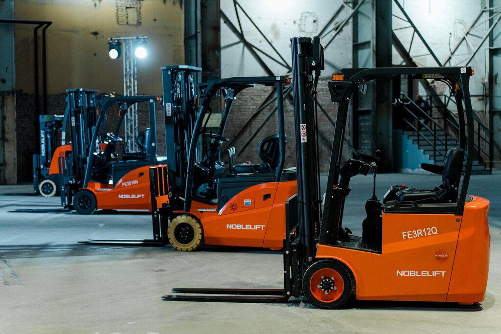 Depo ekipmanları Liftmann, Minskaya oblastı, foto