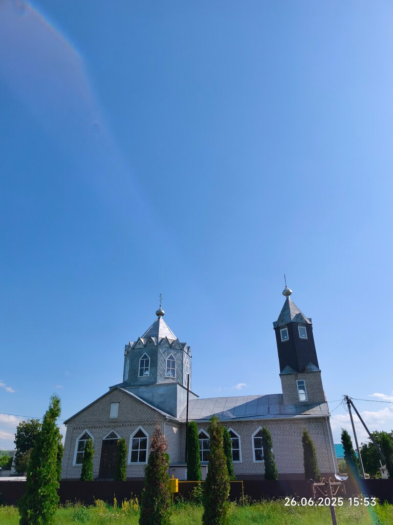 Ortodoks kiliseleri Церковь святого Архистратига Божия Михаила, Karaçay‑Çerkez Cumhuriyeti, foto