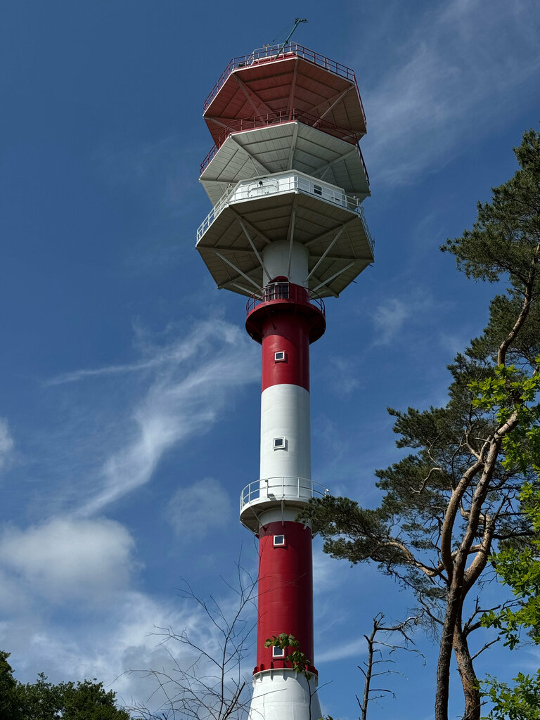 Turistik yerler Новый маяк Пионерского порта, Kaliningradskaya oblastı, foto