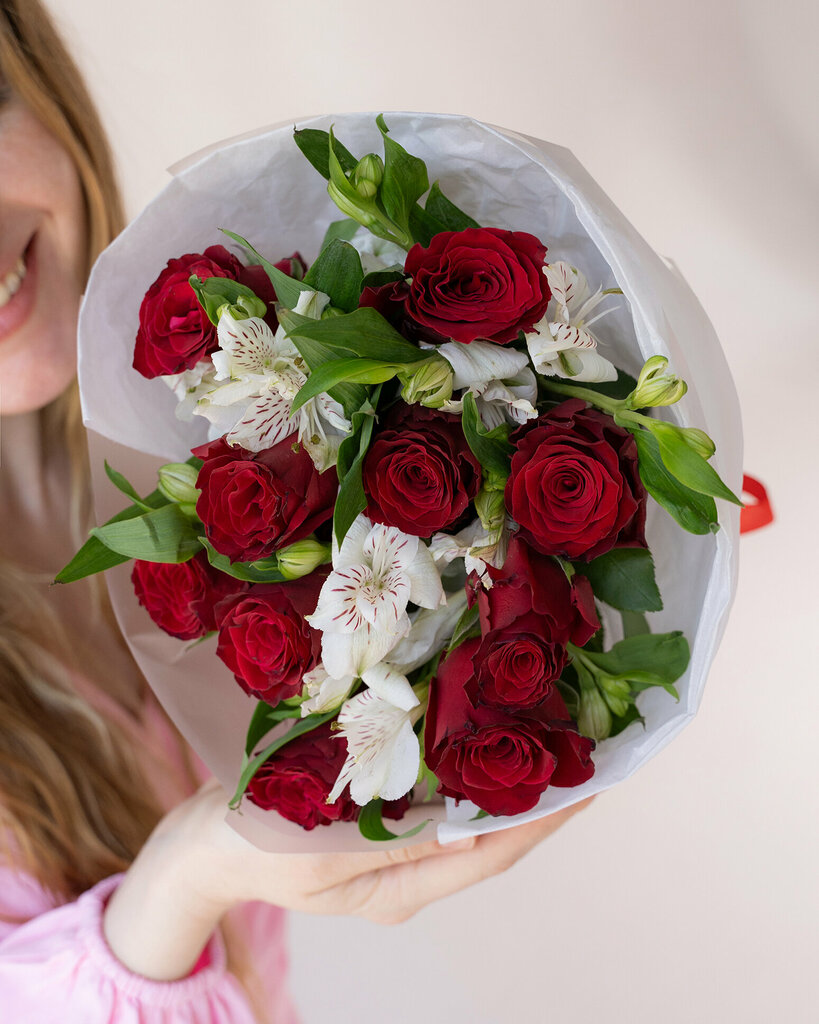 Çiçek teslimatı Monfler, Saint‑Petersburg, foto