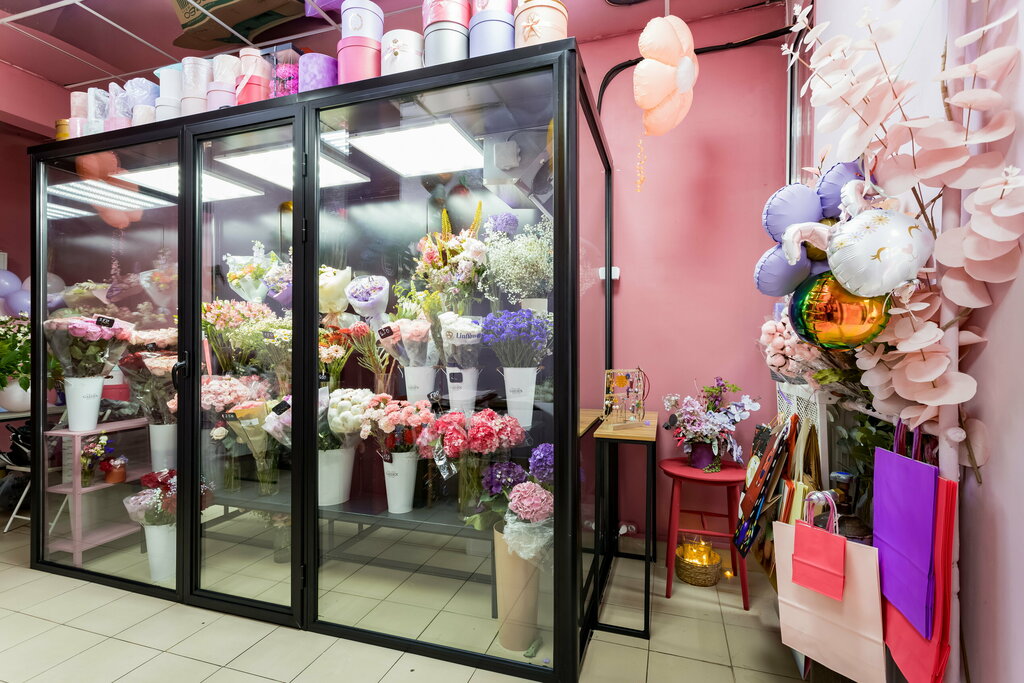 Kutlama ürünleri FioriDiMilano, Moskova, foto