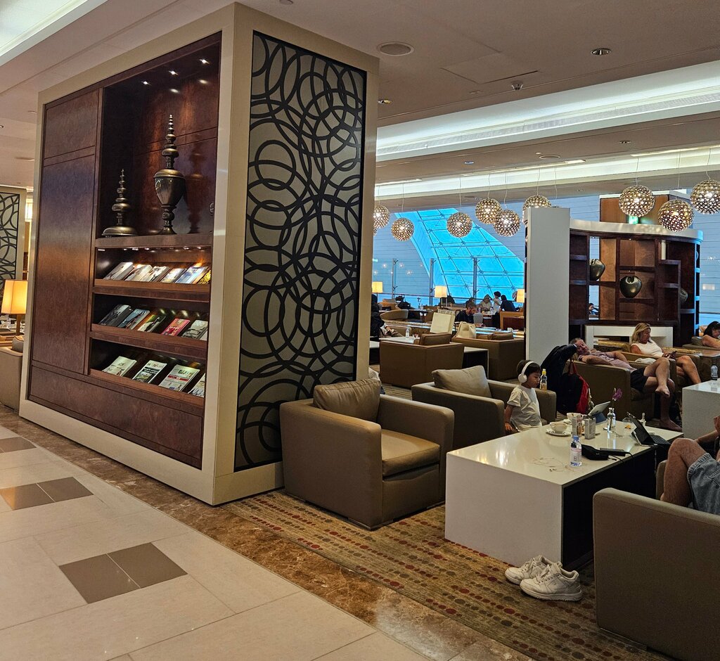 Havaalanı vip salonu Emirates Business Class Lounge, Dubai, foto