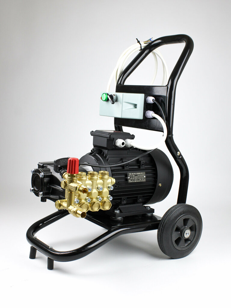 Araba yıkama ekipmanları Авд Решение, Yekaterinburg, foto