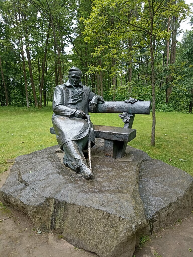 Anıt, heykel Янка Купала, Vitebskaya oblastı, foto