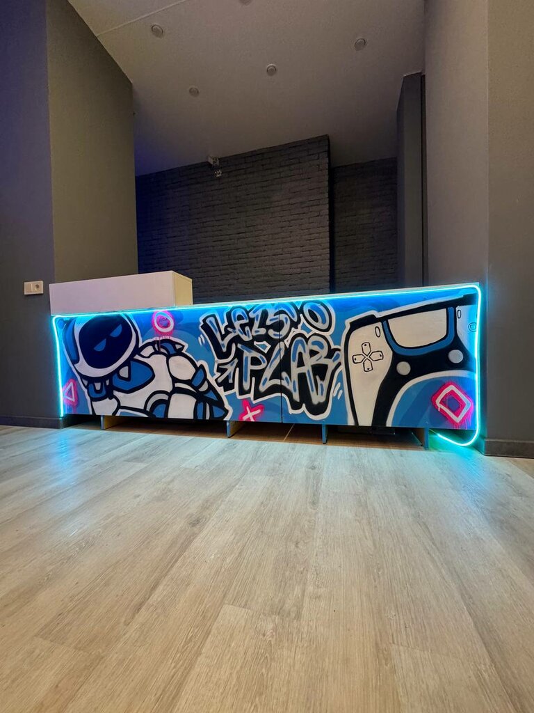 Oyun ve oyun konsolu firmaları LetsPlay, Yekaterinburg, foto