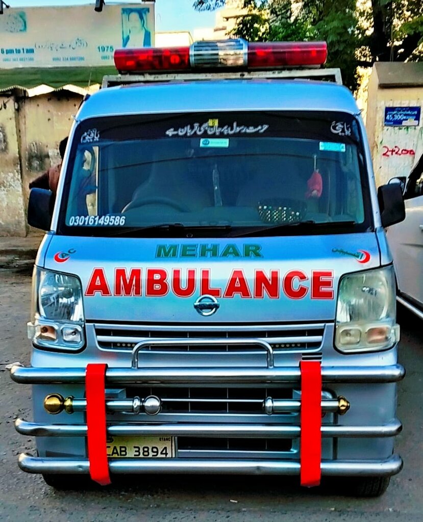 Acil yardım hizmeti Baba fareed ambulance service, Lahor, foto