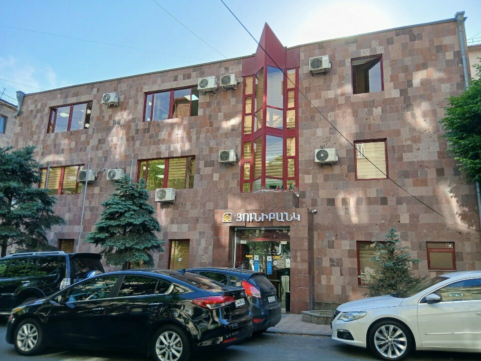 Banka Unibank, Erivan, foto