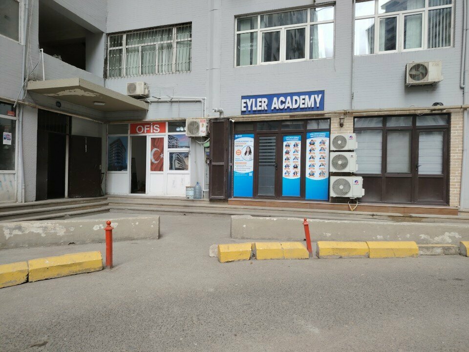 Eğitim merkezleri Eyler Academy, Bakü, foto