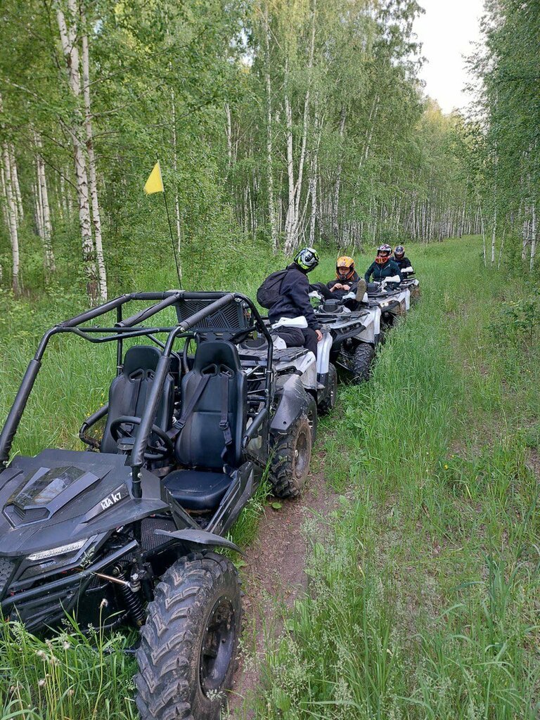 Kiralama noktası Grom Zone, Sverdlovskaya oblastı, foto