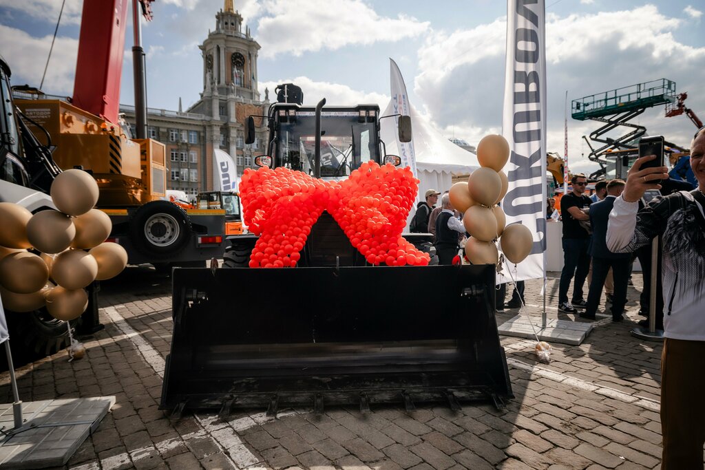 Yol yapım ekipmanları Автодоркомплект, Yekaterinburg, foto