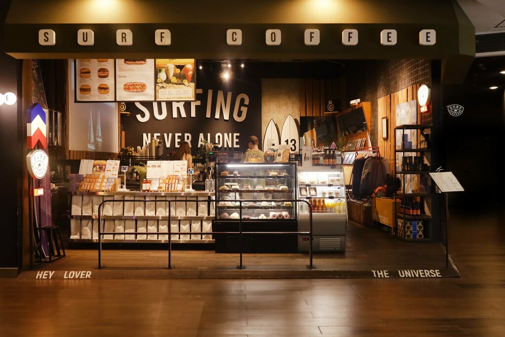 Kahve dükkanları Surf Coffee X Gorky Mall, Soçi, foto