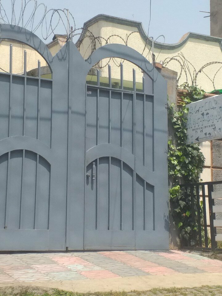 Anaokulları ዳሩን ተርቢያ የህፃናት ማቆያ, Addis Ababa, foto