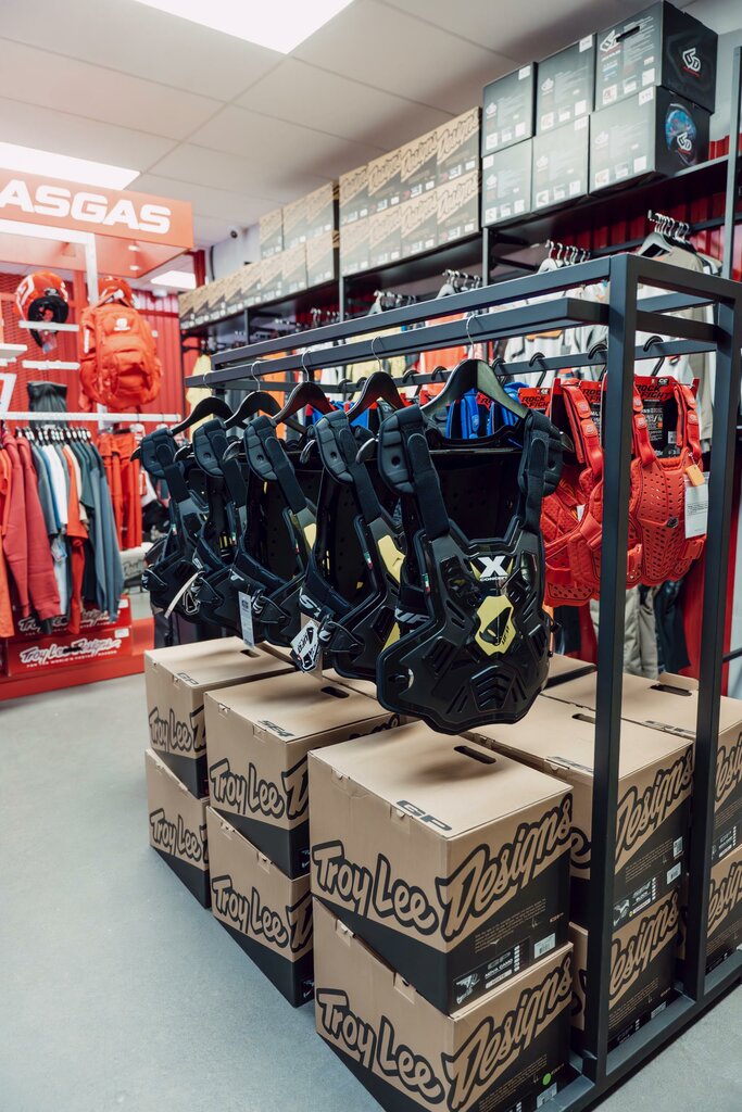 Spor giyim ve ayakkabı Ride100mx, Moskova, foto