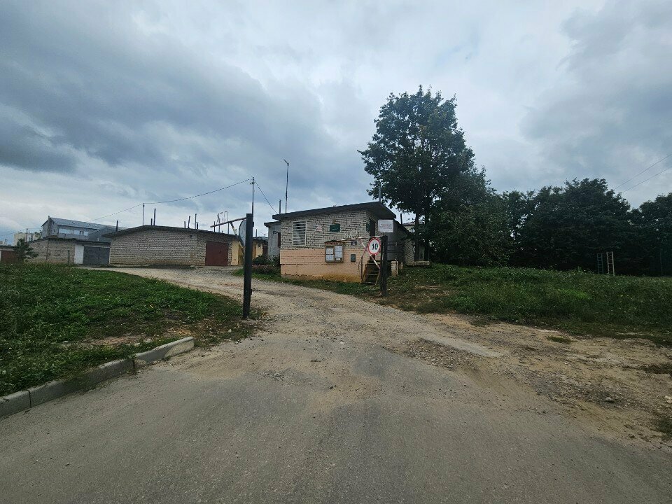 Garajlar Марс, Orel, foto