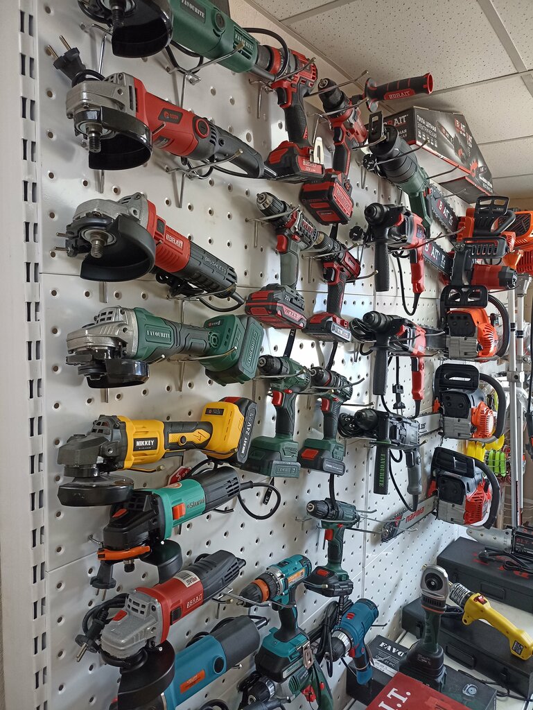 Elektrik ve benzinle çalışan aletler ИванТулс, Nijni Novgorod, foto