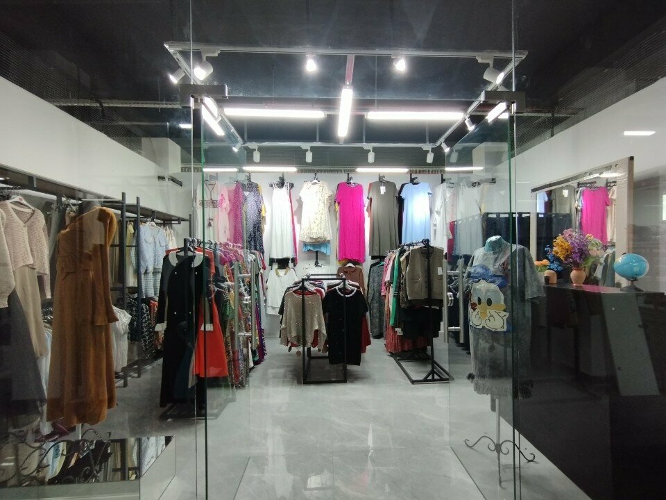 Giyim mağazası Valina, Çimkent (Şımkent), foto