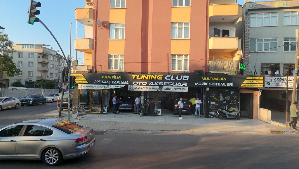 Otomobil yedek parçaları Tuning Club, İstanbul, foto