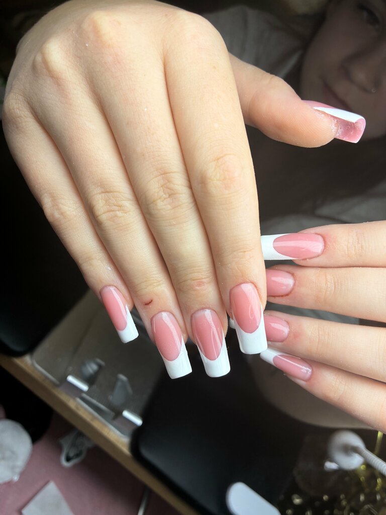 Güzellik salonu ChicNails студия маникюра, Sosnovoborsk, foto