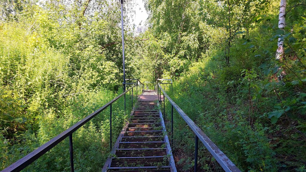 Turistik yerler Саянская лестница лет, Krasnoyarsk, foto