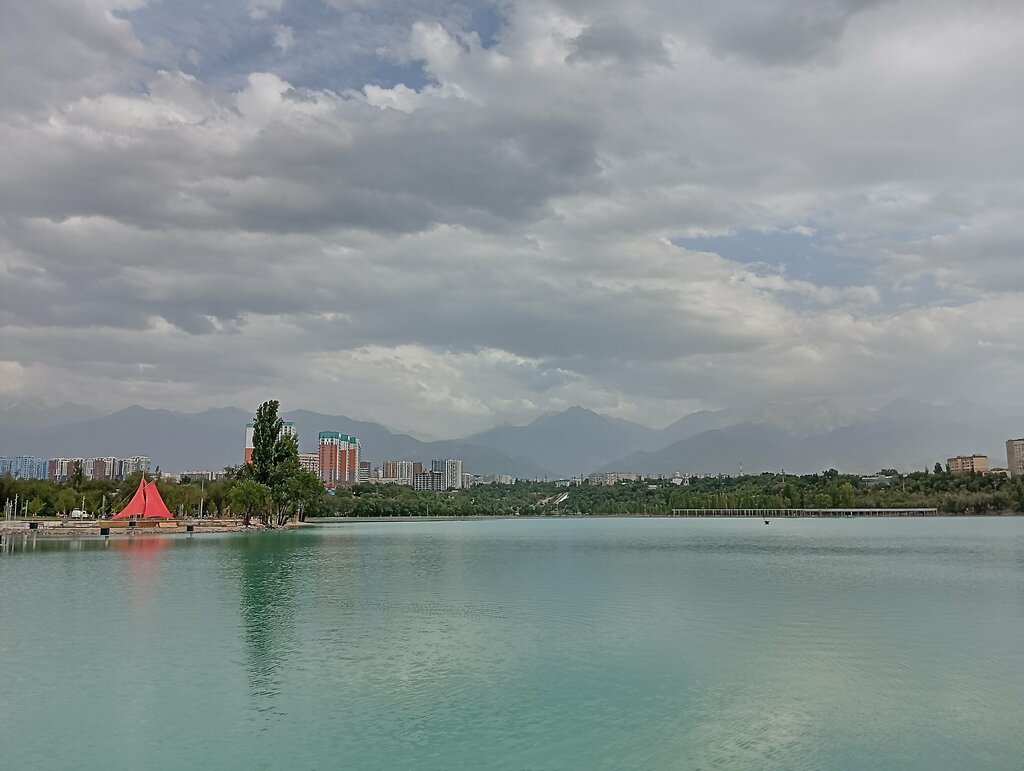 Plaj Sajran, Almatı, foto