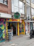 Cigarreria Y Distribuidora Gran Guayana (Bogotá, Calle 53 Avenue, 28-17), depo  Bogota'dan