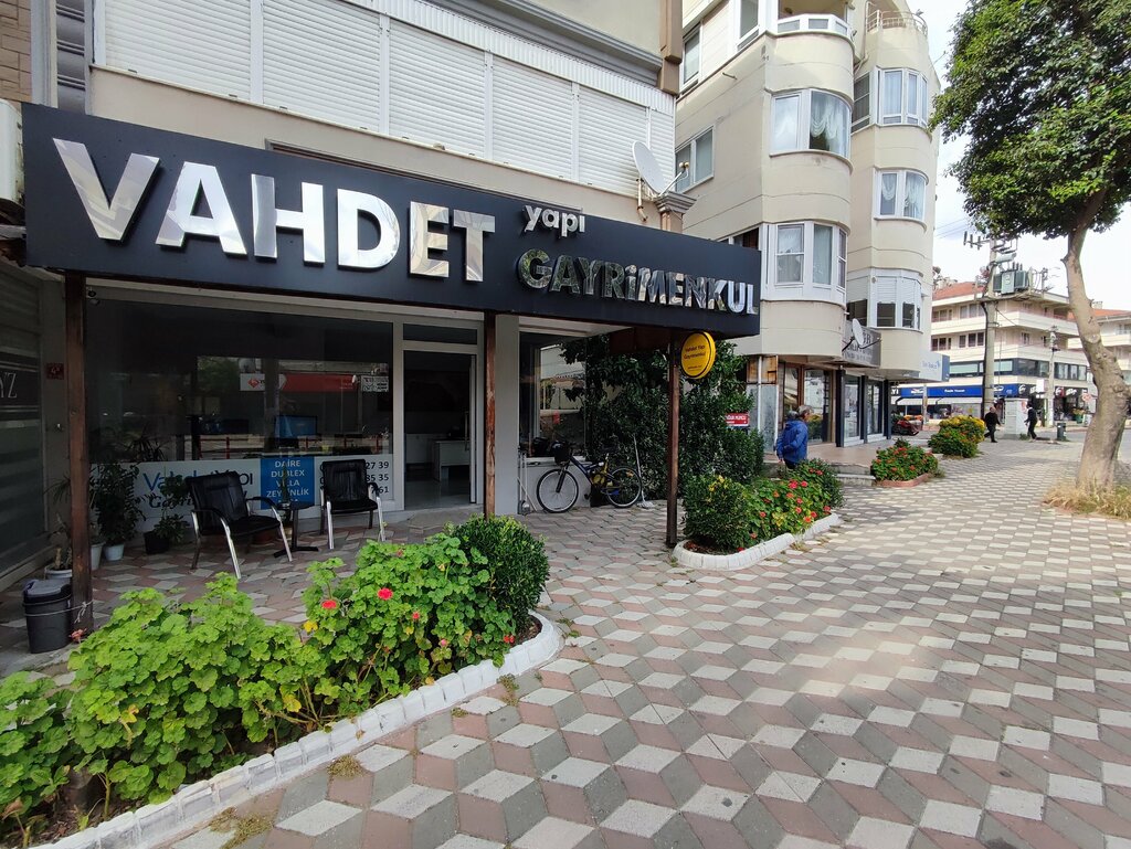 Emlak ofisi Vahdet yapı gayrimenkul, Edremit, foto