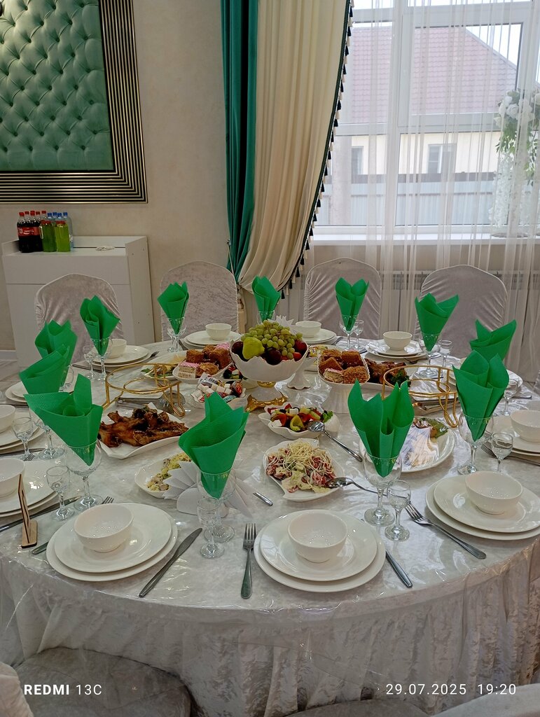 Düğün, toplantı salonu Beksultan, Batı Kazakistan eyaleti, foto