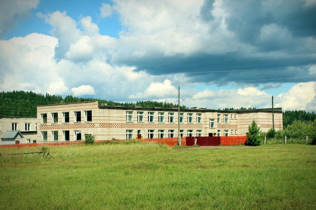 Ortaokul Андреевская основная общеобразовательная школа, Permski krayı, foto