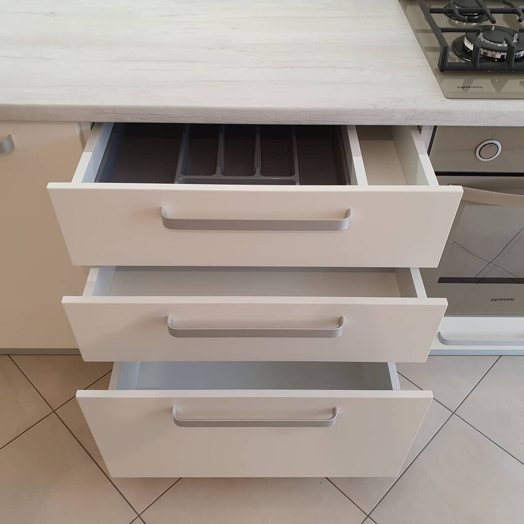 Özel mobilya yapımı Msr kuhni, Saint‑Petersburg, foto