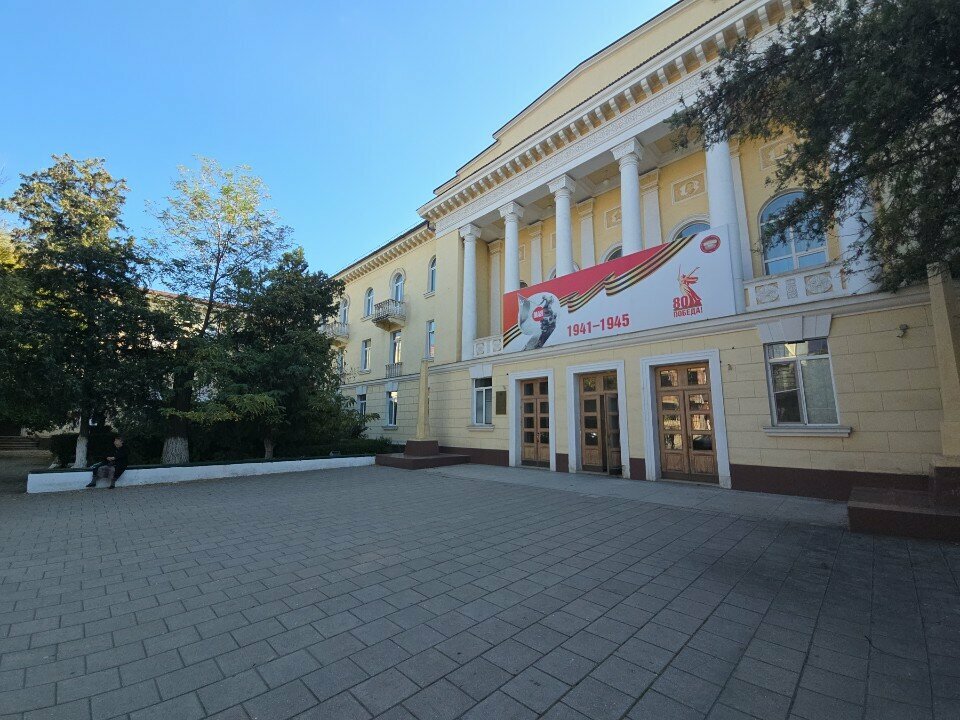 Eğitim altyapısı Дгу, Факультет иностранных языков, Makhachkala, foto