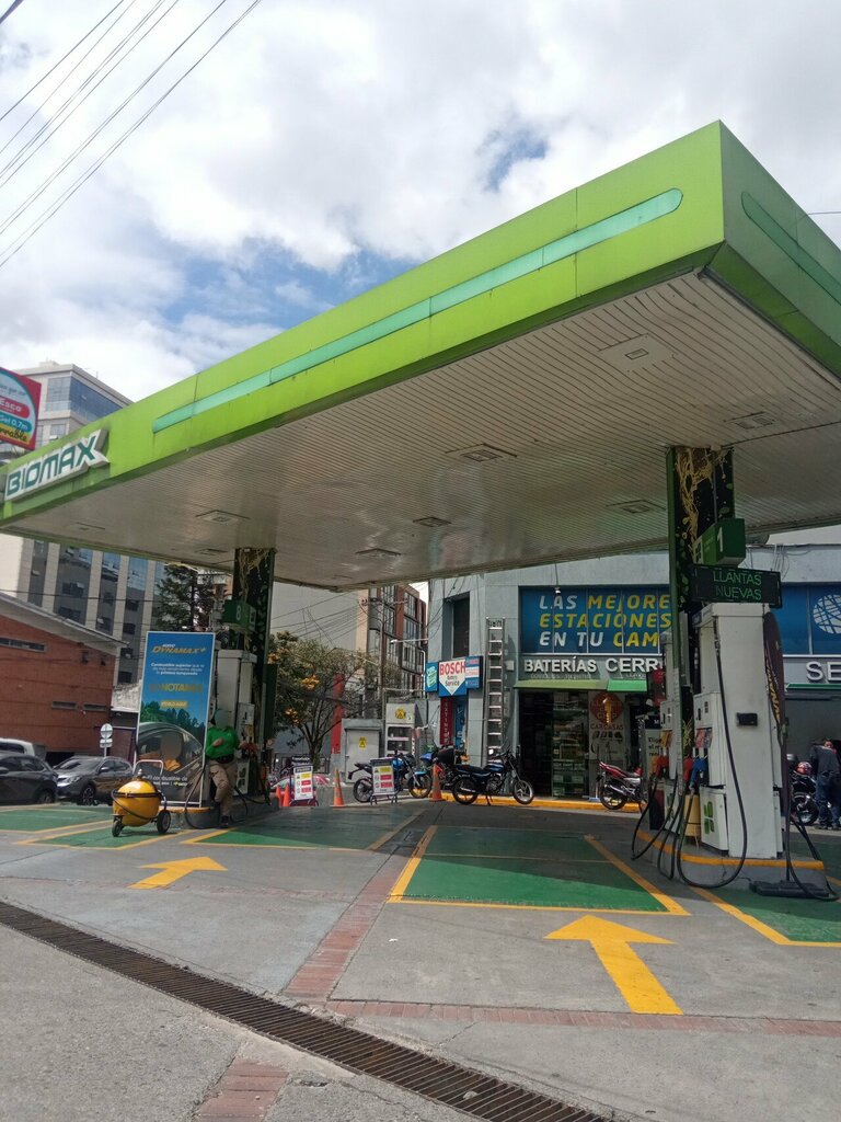 Benzin istasyonu Biomax, Bogota, foto