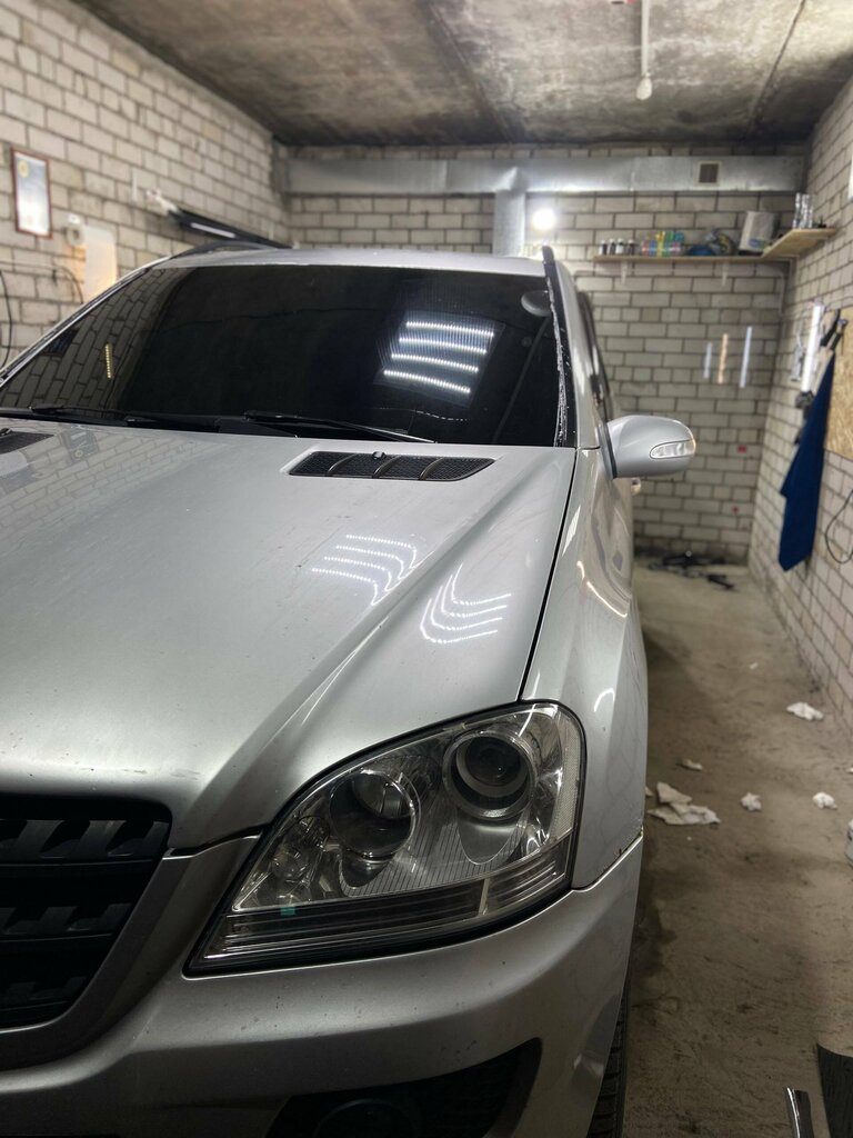 Araç camlarının renklendirilmesi BlackAuto76, Yaroslavl, foto