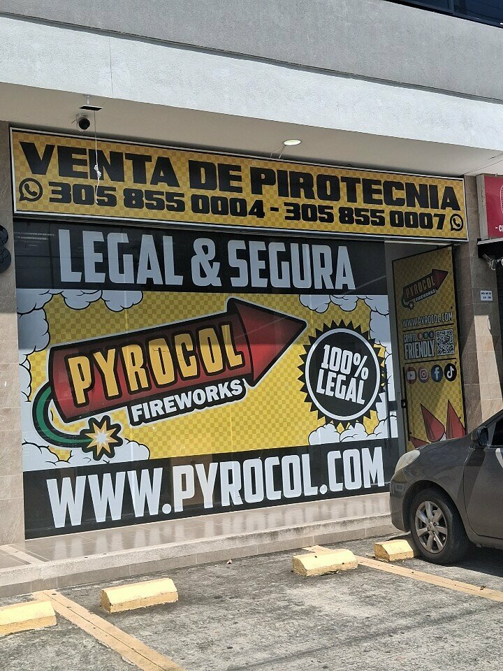 Havai fişek firmaları Pyrocol, Cali, foto