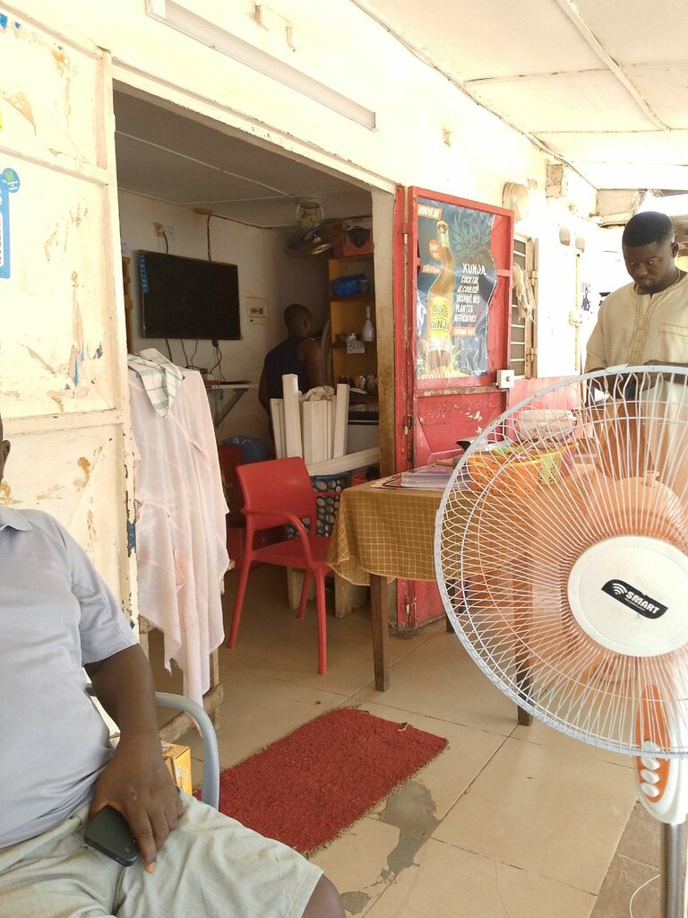 i̇lkokul Koumassi School Group, Abican, foto