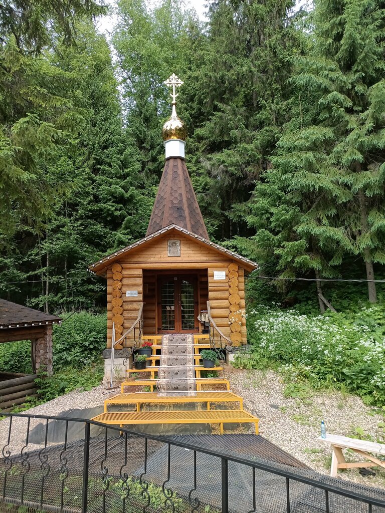 Şapel, haç anıtı Часовня Николая Чудотворца, Vologodskaya oblastı, foto