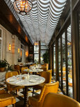 Novikov Cafe (Mеmmеd Еmin Rеsulzadе Street No:7), restoran  Bakü'den