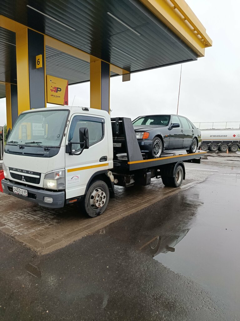 Çekici hizmeti Вызвать Эвакуатор в Ржеве 8-960-717-33-13, Rzhev, foto