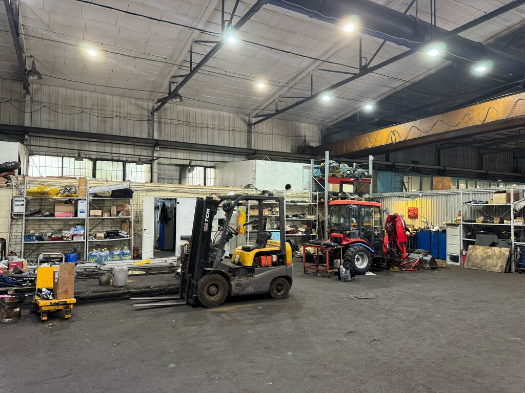 Özel tekniklerin onarımı Atlet Technica, Saint‑Petersburg, foto