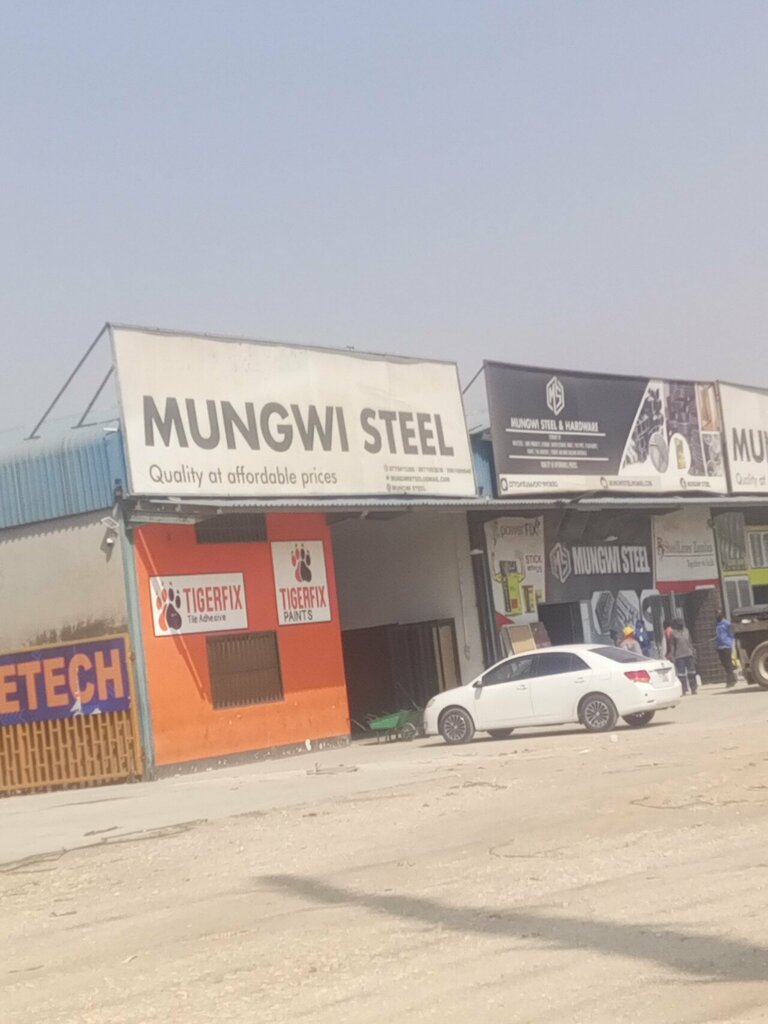 Boya ve cila malzemeleri üretim ve satış yerleri Tigerfix paint, Lusaka, foto