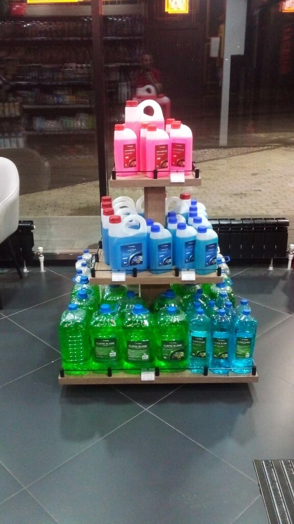 Benzin istasyonu Nk-neft, , foto