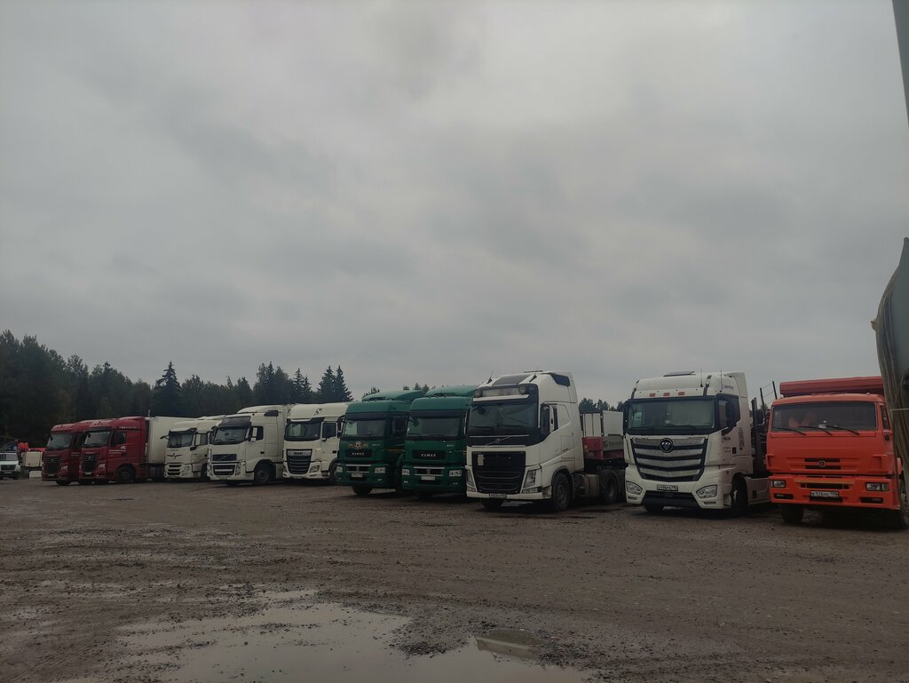 Otoparklar АвтоБалт Плюс, Saint‑Petersburg ve Leningradskaya oblastı, foto