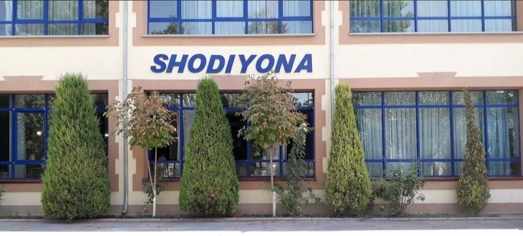 Düğün, toplantı salonu Shodiyona, Mergilân, foto