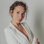 Browse me (Leningradskiy Avenue No:16с1), kalıcı makyaj stüdyosu  Moskova'dan