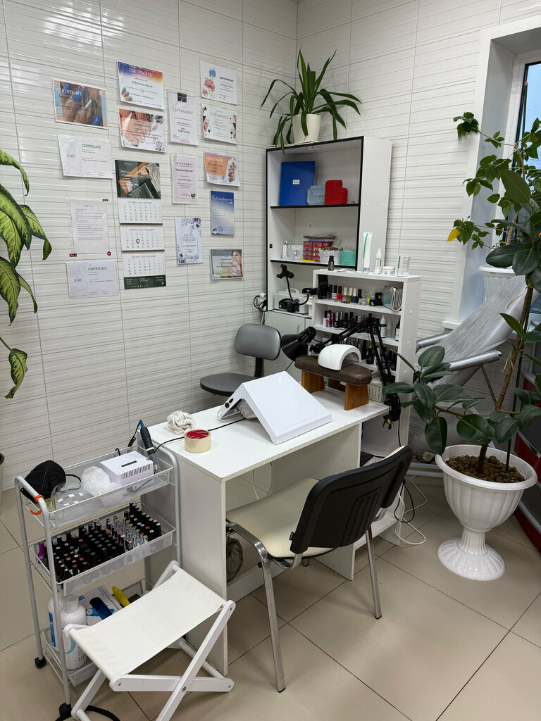 Manikür-pedikür Маникюрный уголок, Voronejskaya oblastı, foto